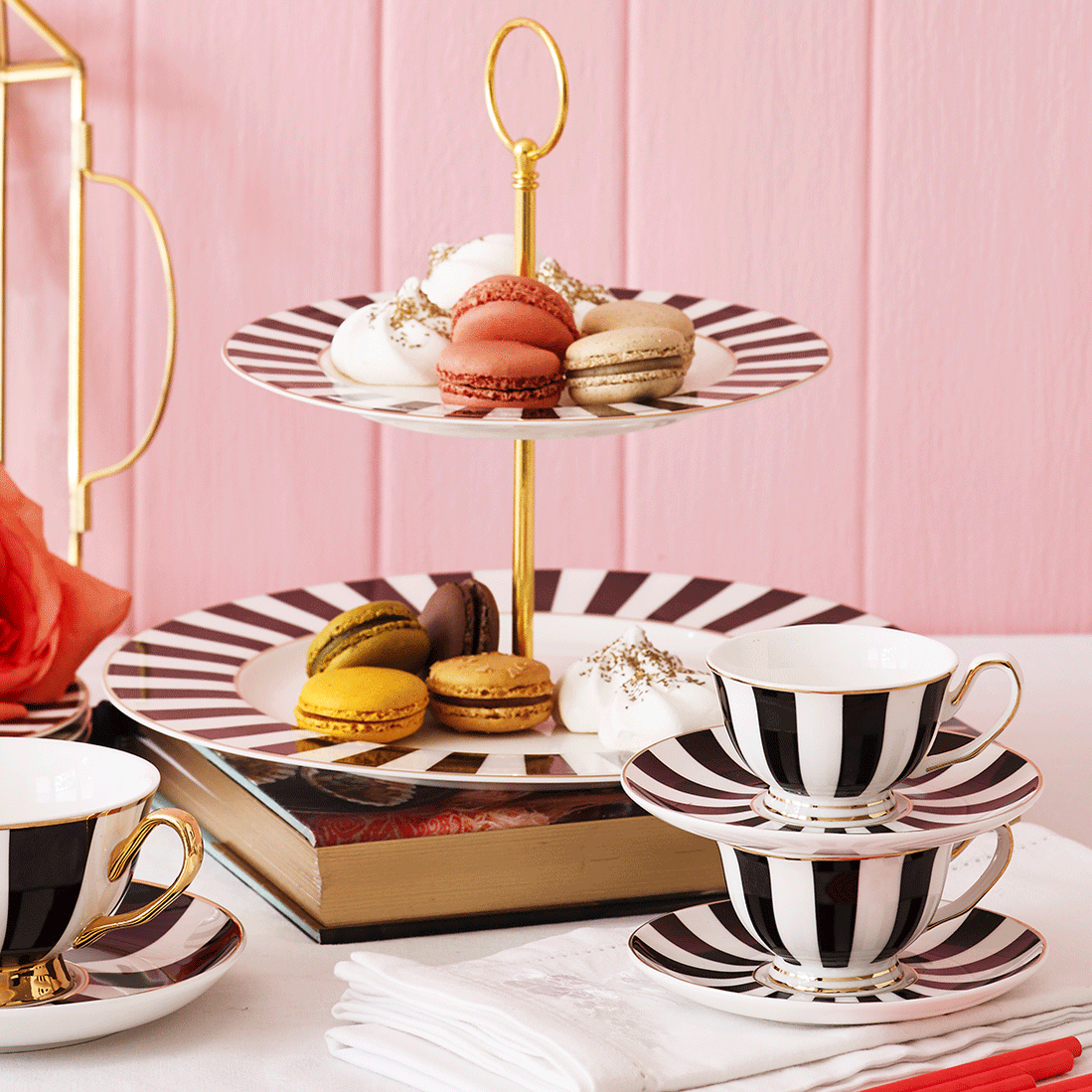 Buy Bombay Duck Monte Carlo Two Tier Cake Stand Black/White Online | UK ...